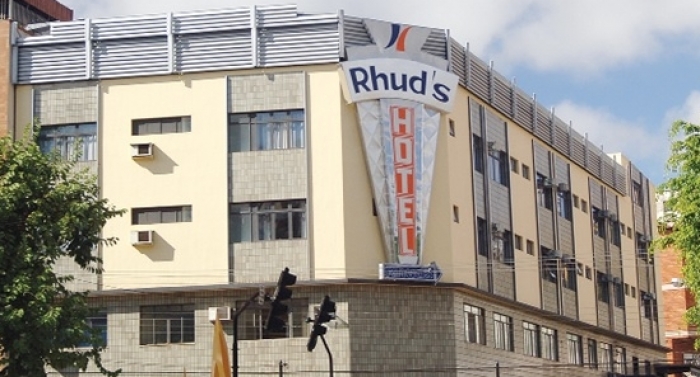 Rhuds Hotel celebra 40 anos como especialista na arte de hospedar ...